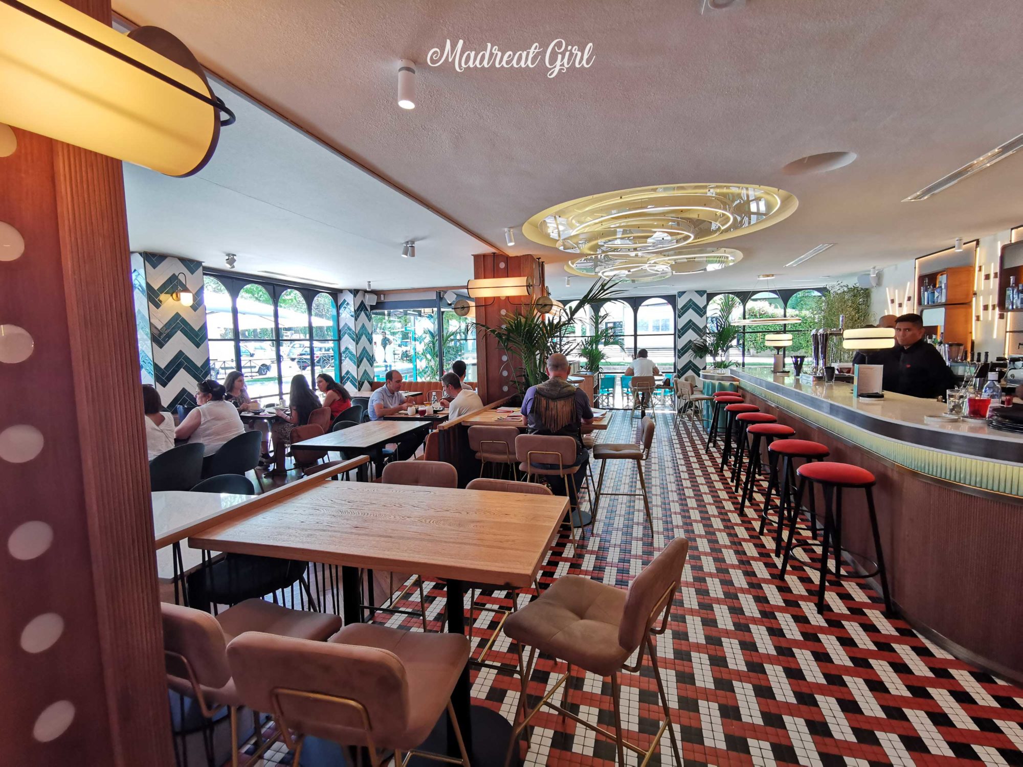 80 grados Pozuelo - MadreatGirl - Conocemos el local de Av. de Europa